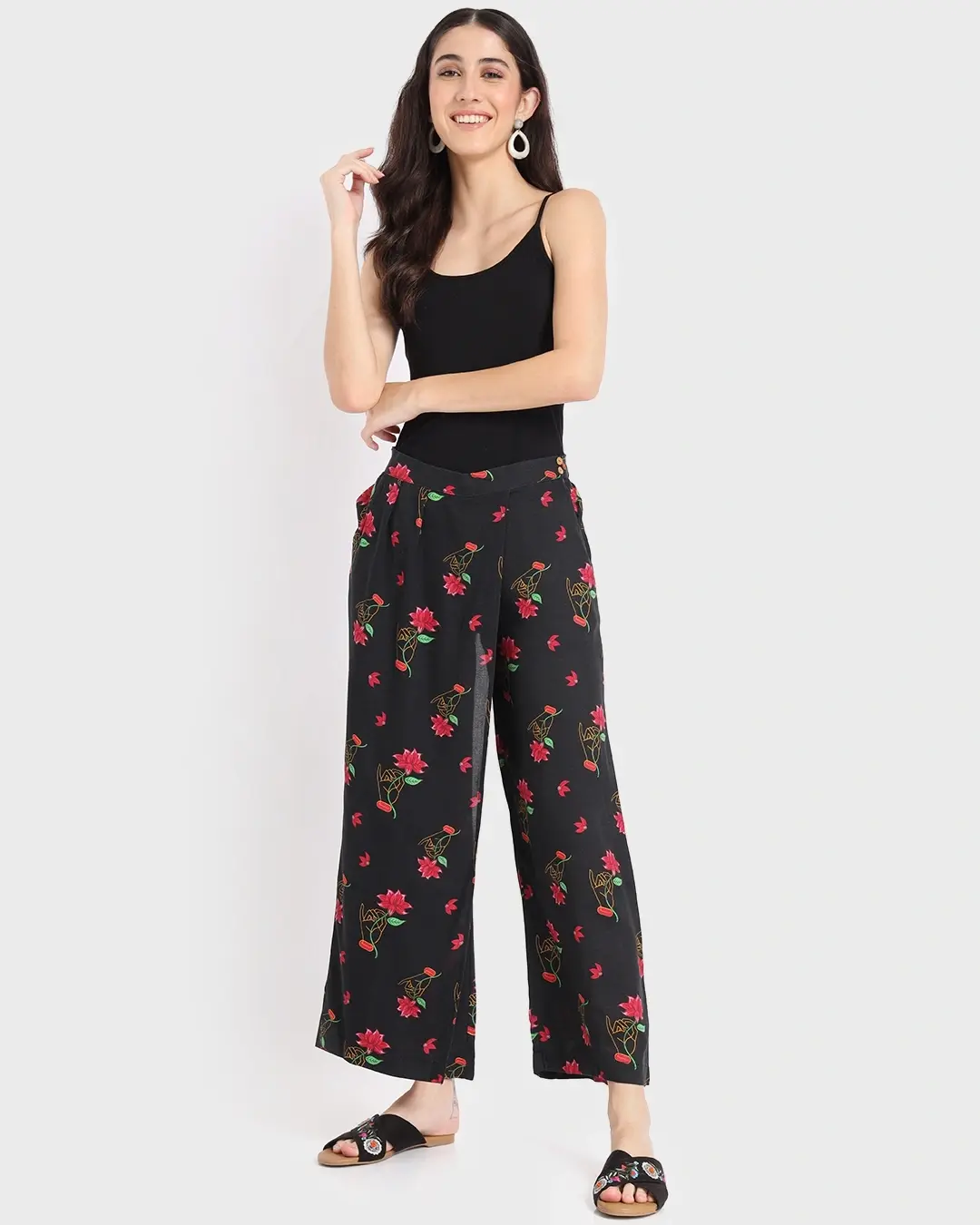 What To Wear With Women's Pajamas - Stylish Outfit Ideas