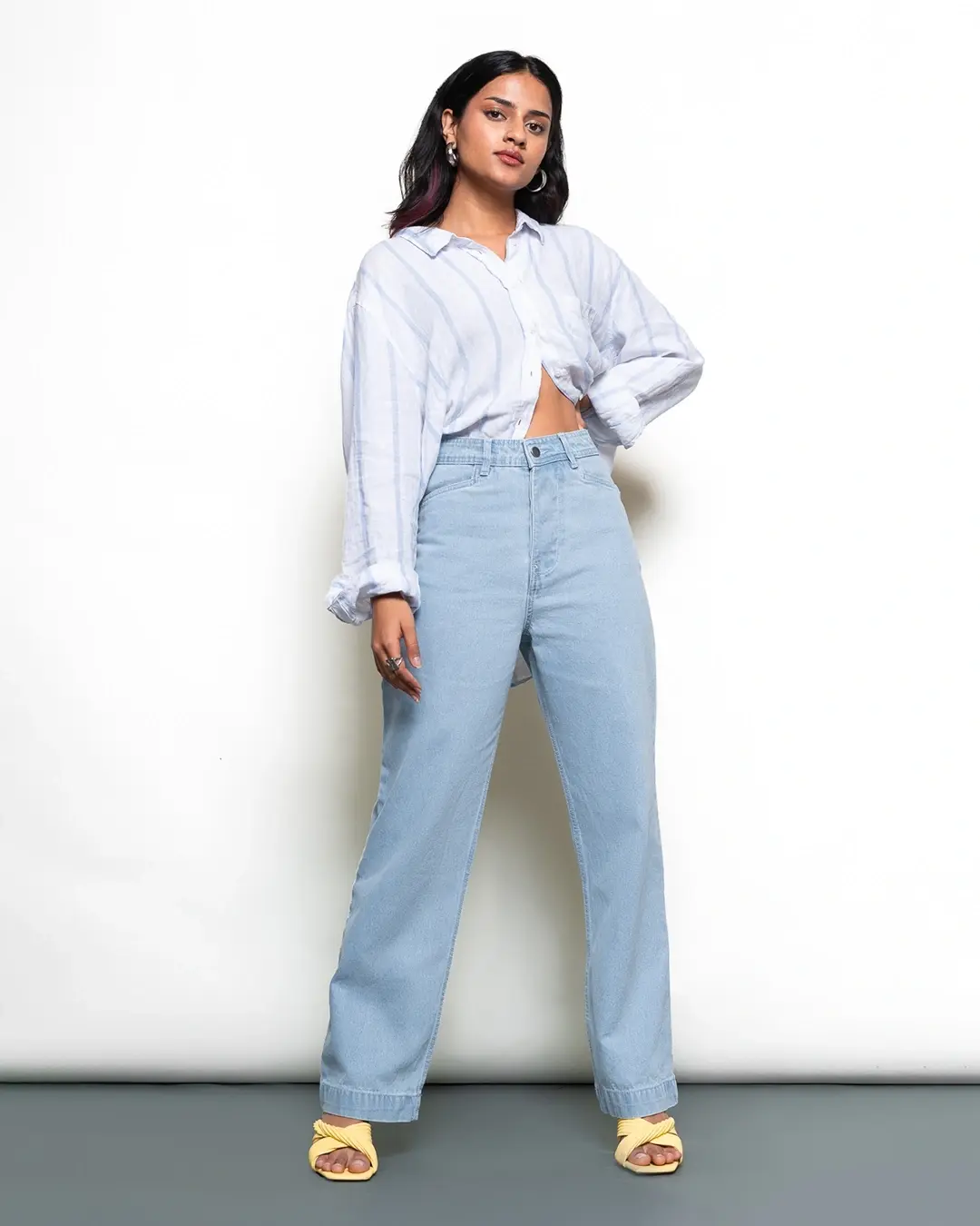 Capsule Wardrobe For Women - A Complete Guide To Minimalism