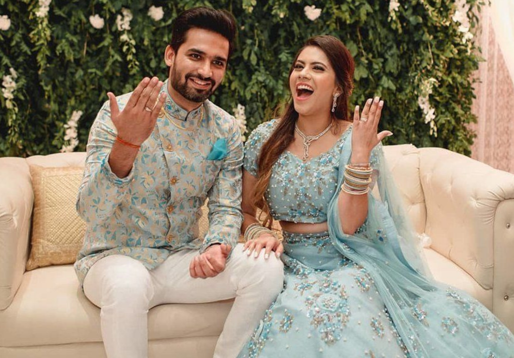 Stylish And Trendy Men's Engagement Outfit Ideas