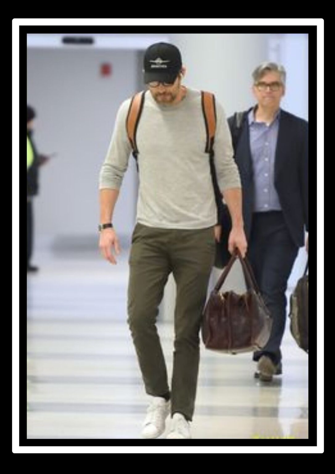 Ryan Reynolds Fashion Style For Modern And Timeless Looks